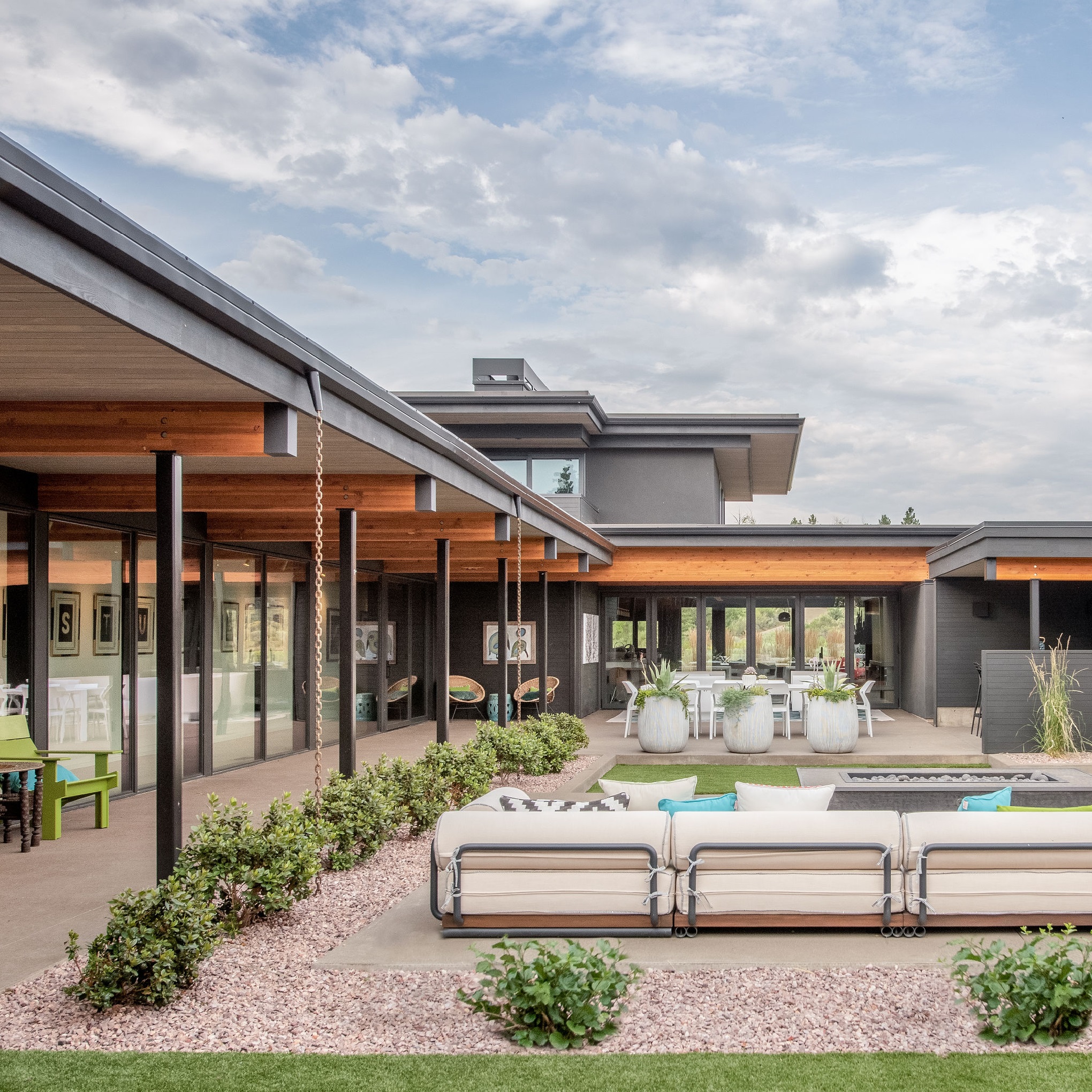 Skyfall :: Modern Bend Architecture