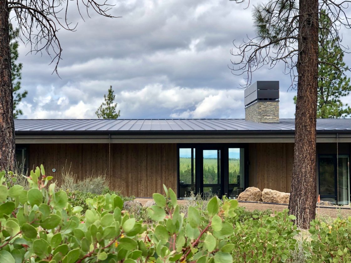 Treefarm :: Modern Bend Architecture